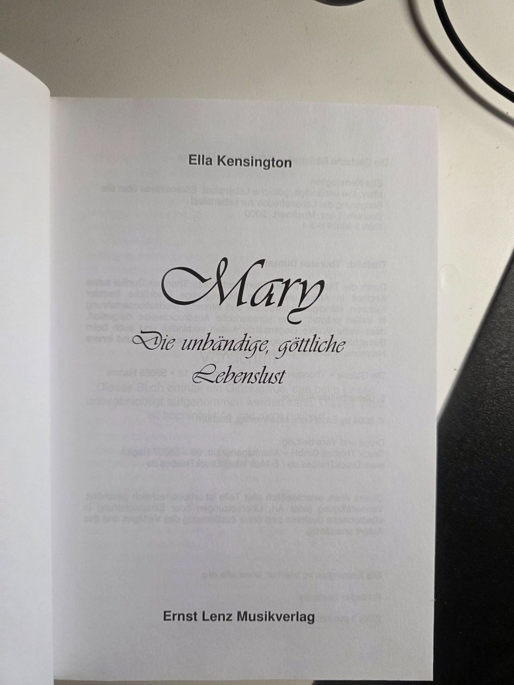 Mary - Die unbändige göttliche Lebenslust - Ella Kensington (Gebraucht ...