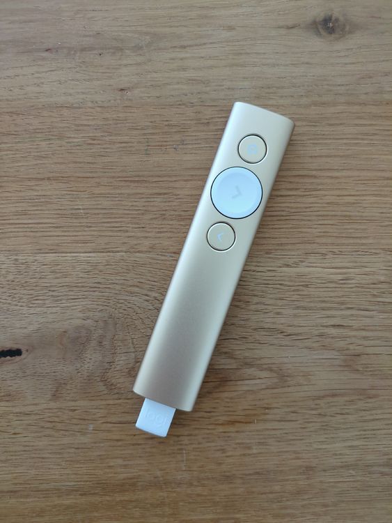 Logi Spotlight Presentation Remote (Gold) (Gebraucht) in Stäfa für CHF ...