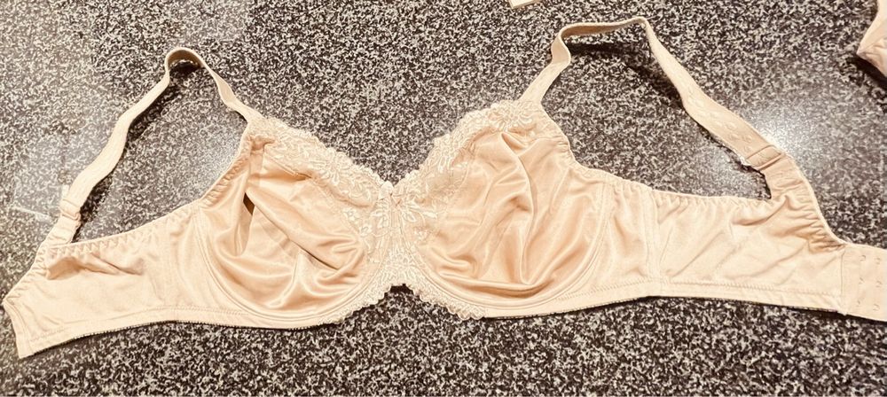 Triumph BH 85F beige 2 Stk | Kaufen auf Ricardo