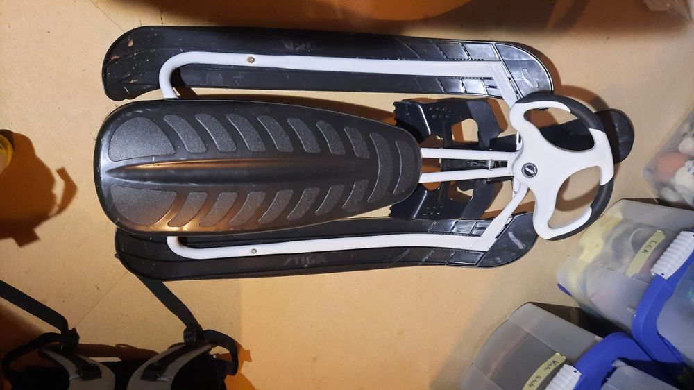 Schnee Bob / Ski Schlitten (Gebraucht) in für CHF 59 – nur Abholung auf ...