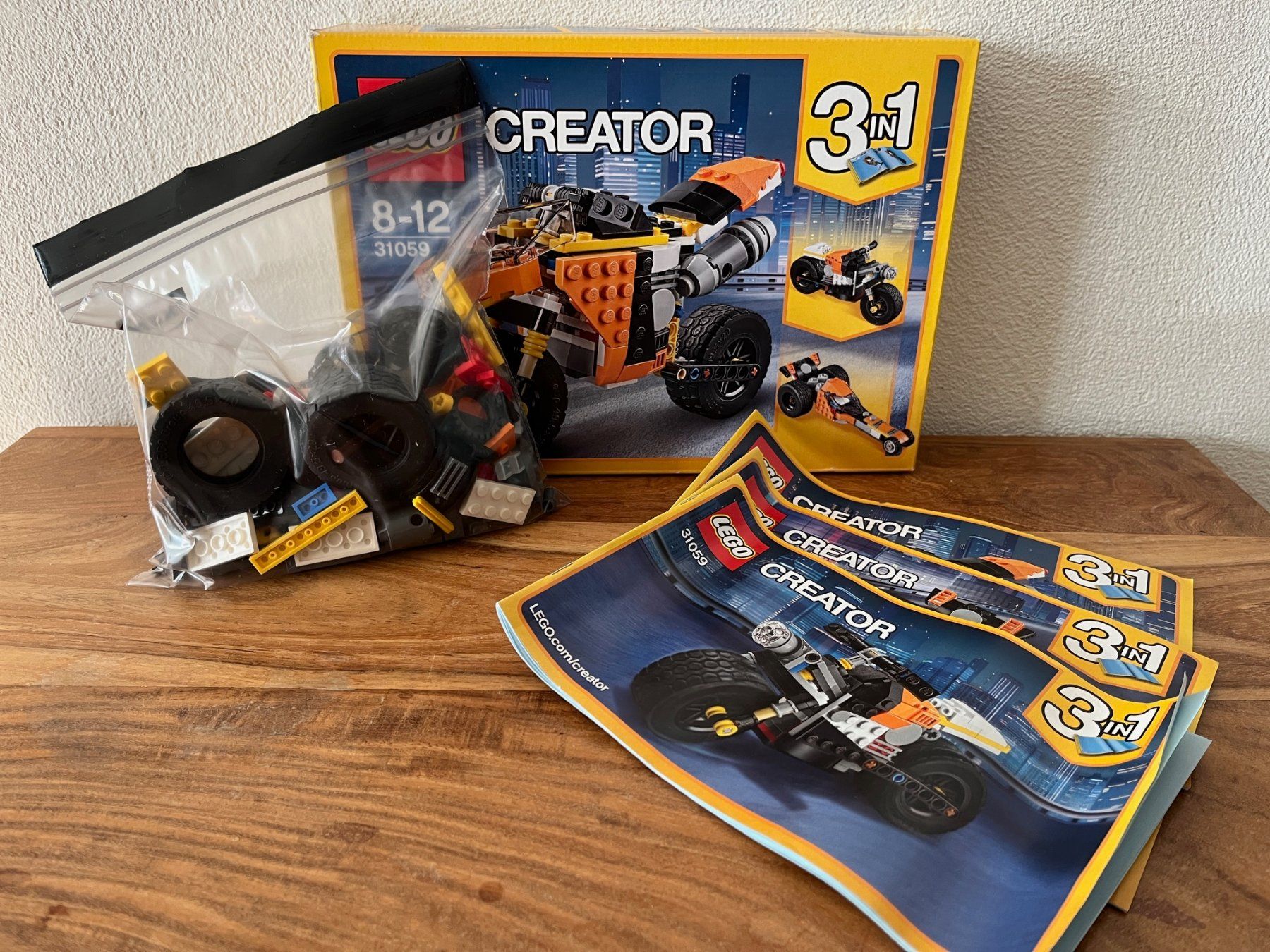 LEGO Creator 3in1 31059 Strassenrennmaschine (Gebraucht) in Einsiedeln ...