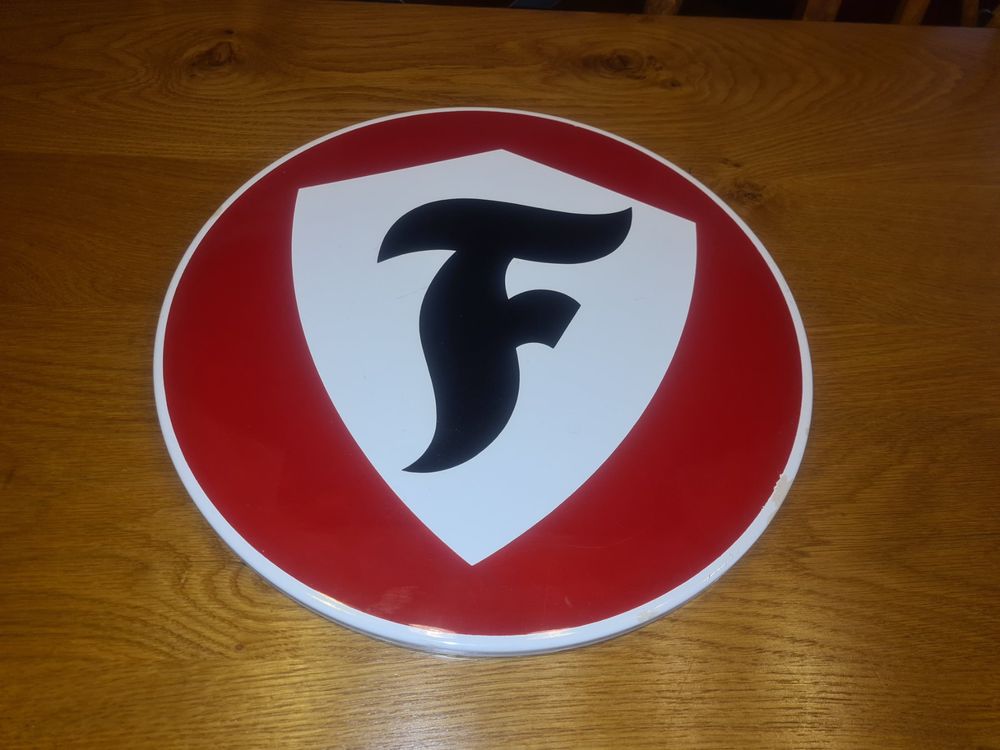Email-Schild Firestone rund (Gebraucht) in Thundorf für CHF 350 – mit ...