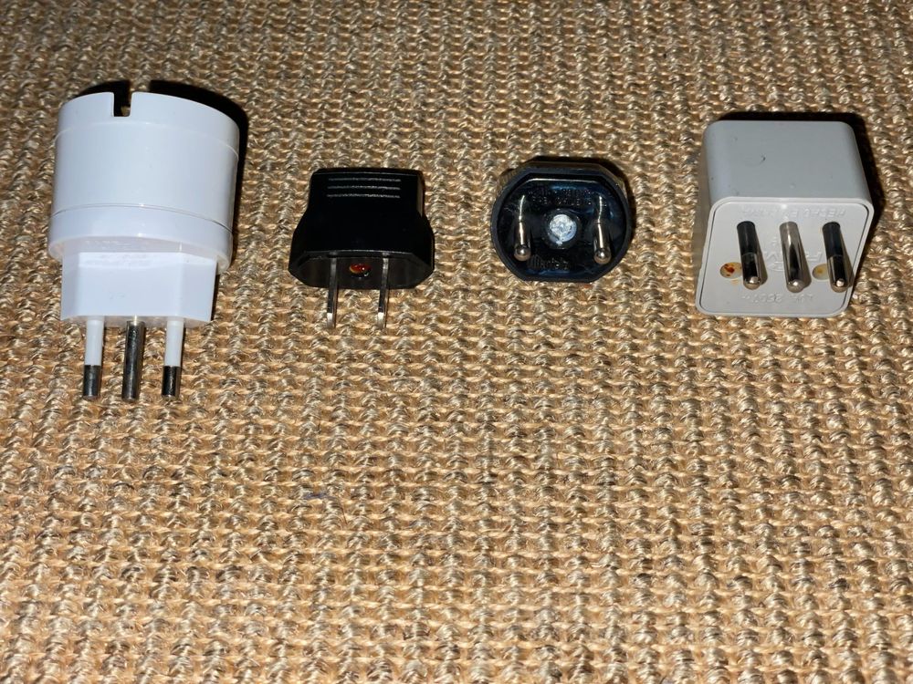 3 Stromadapter / Reiseadapter / Reisestecker für Auslandreis | Kaufen ...