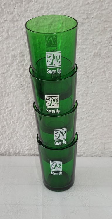 4 Vintage 7up Trinkgläser (D'occasion) à Buttikon SZ pour CHF 19 – avec ...