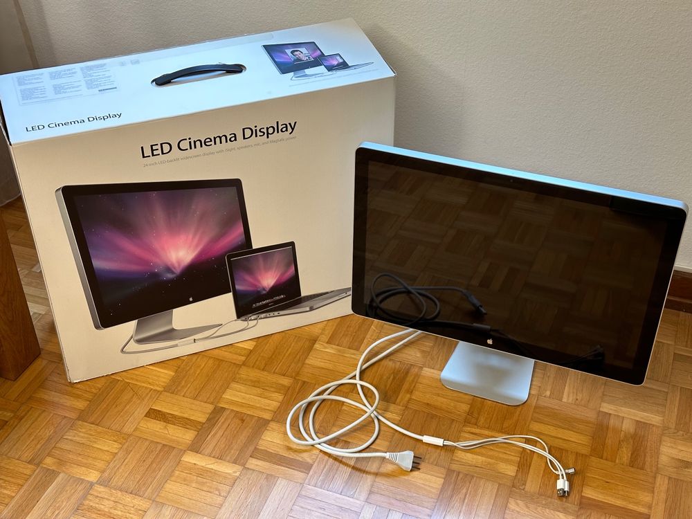 Apple Cinema Display LED 24 Zoll Monitor (Gebraucht) in Horw für CHF ...