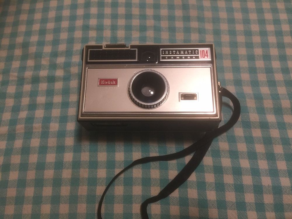 alte Fotokamera Marke Kodak- Instamatic 104 (Gebraucht) in Bolligen für ...