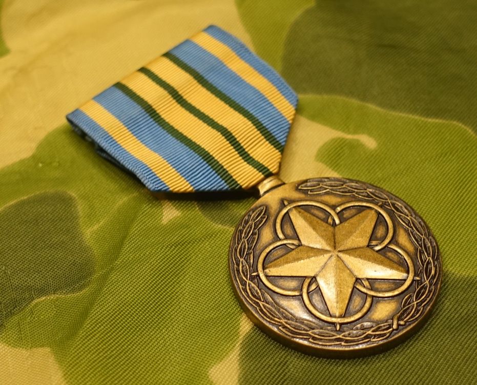 USA Military Outstanding Volunteer Service Medal (Gebraucht) in ...