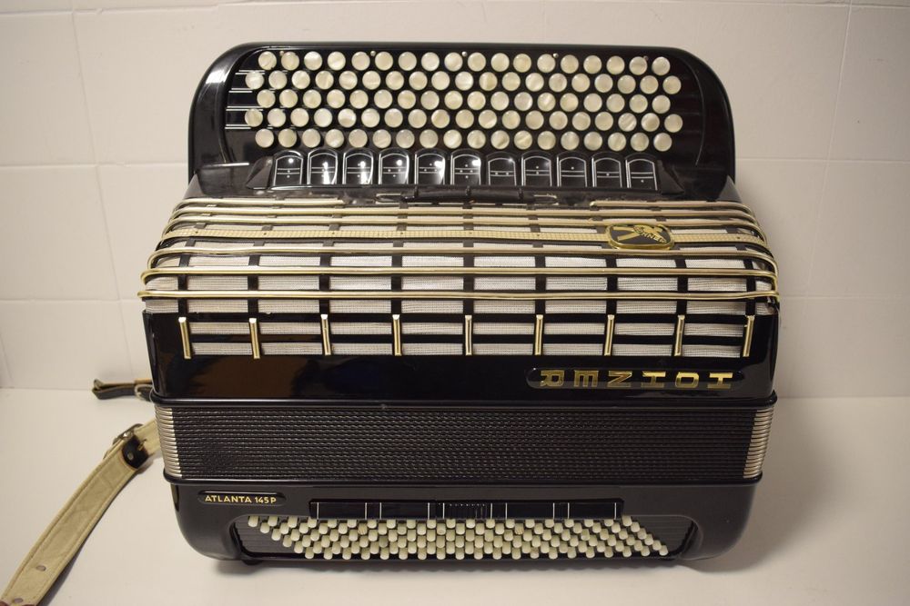 Akkordeon chromatisch Hohner Atlanta (Gebraucht) in Zürich für CHF 500 ...