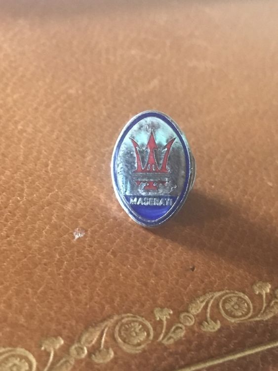 Maserati Pin (Gebraucht) in Sursee für CHF 0.8 – mit Lieferung auf ...
