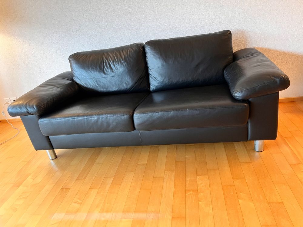 Schwarzes zweier-Ledersofa | Kaufen auf Ricardo