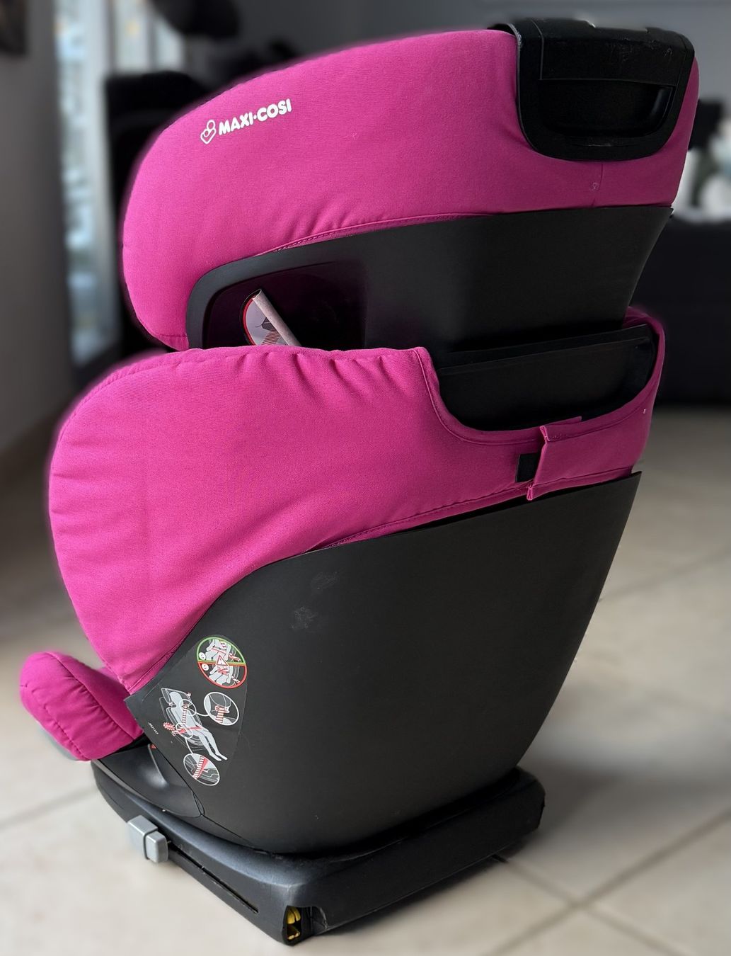 Maxi-Cosi Kindersitz – pink – guter Zustand (Gebraucht) in ...