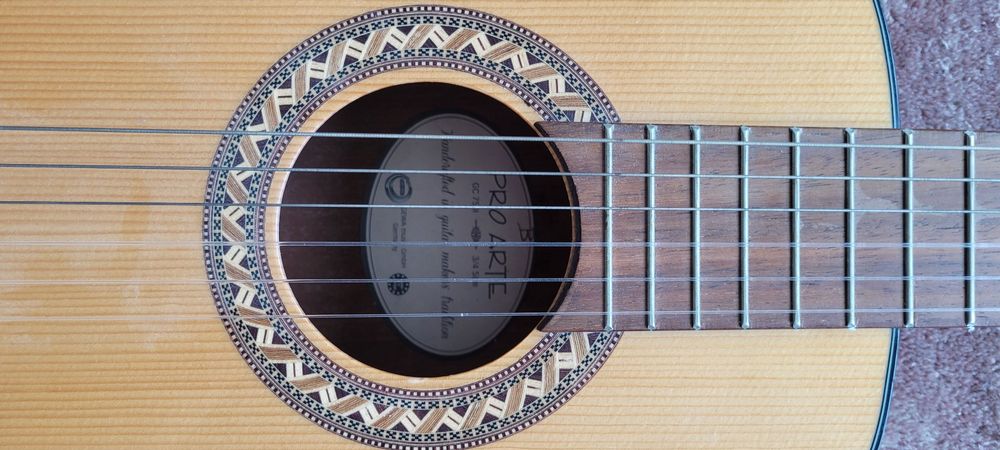 3/4 Gitarre / Kindergitarre (Gebraucht) in Zürich für CHF 37 – nur ...