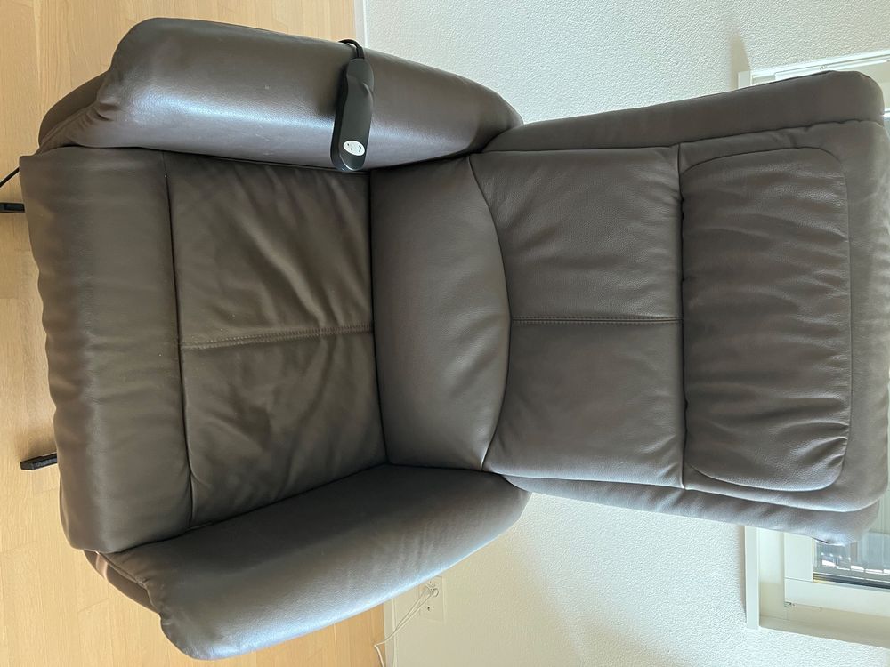 Relax Sessel mit Aufstehfunktion (Gebraucht) in Wallisellen für CHF 350 – nur Abholung auf ...