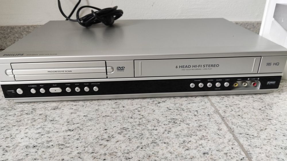 DVD & VHS-Videorecorder DVP 3055V von PHILIPS (Gebraucht) in Schongau für CHF 220 – nur Abholung ...