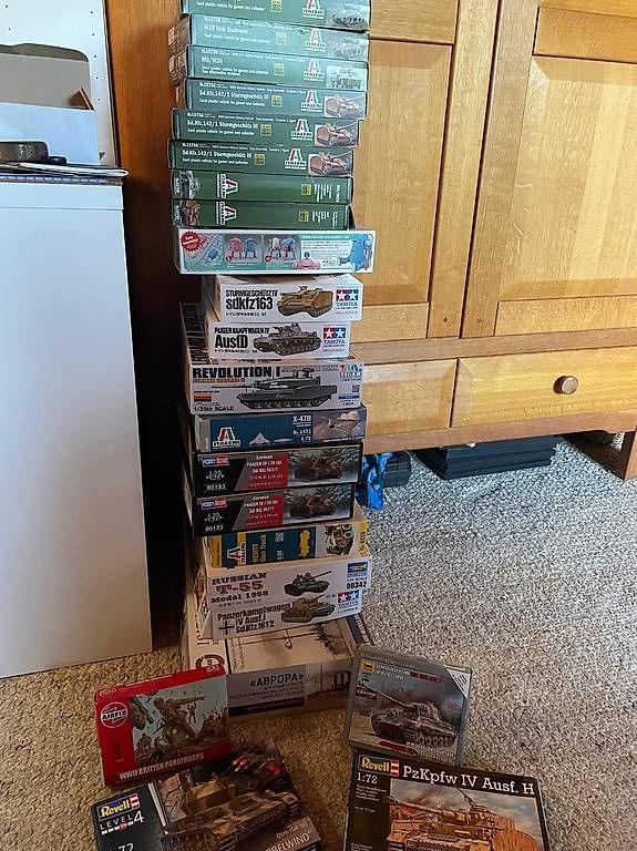 Modellbau Konvolut Tamiya Takom Hasegawa (Gebraucht) in Schaffhausen für CHF 320 – nur Abholung ...