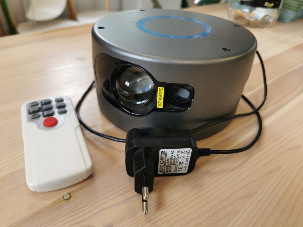 LED Projektor (Neu (gemäss Beschreibung)) in Pragg-Jenaz für CHF 5 ...
