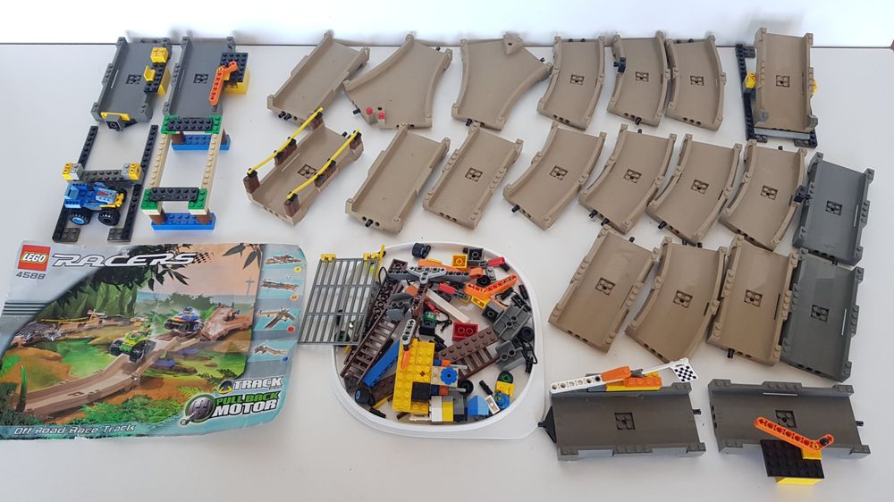 Lego 4588 Racers Off-Road Race Track Set Teile (Gebraucht) in ...