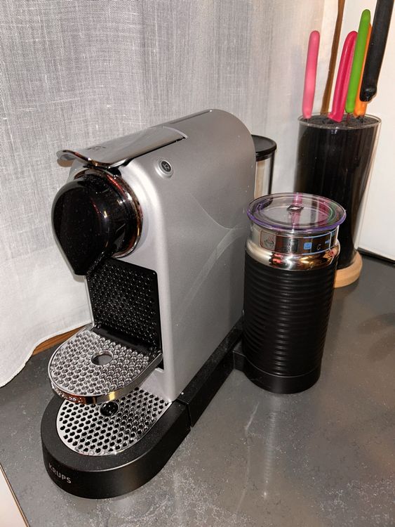 Nespresso Krups mit Milchschäumer | Kaufen auf Ricardo