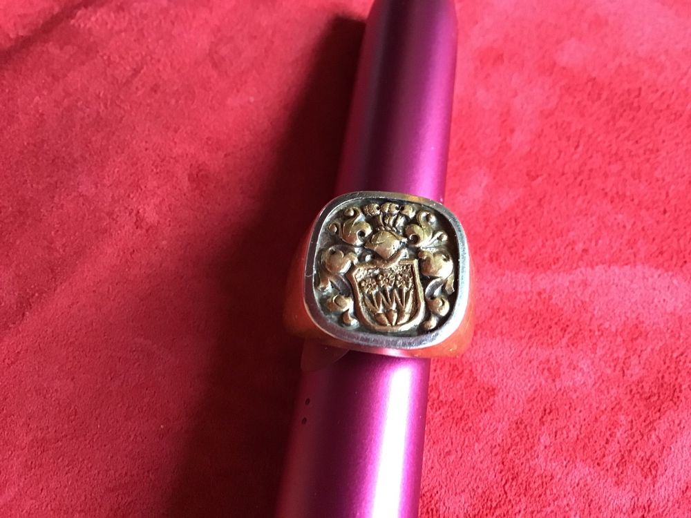 Gold / Wappen / Siegelring (Gebraucht) in Pratteln für CHF 500 – mit ...