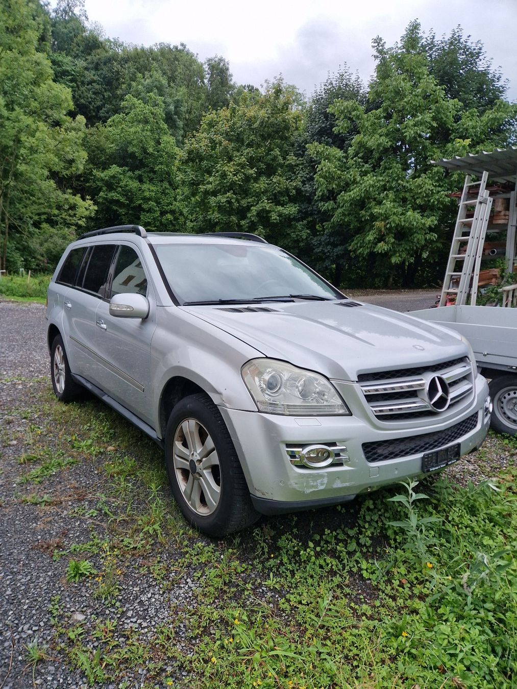 Mercedes GL 450 für Export (Defekt) in Weggis für CHF 2500 – nur ...