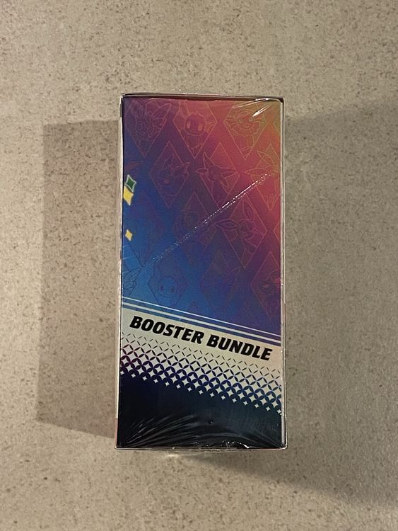Pokémon Prismatic Evolutions Booster Bundle – 6 Packs – EN – (Neu und ...