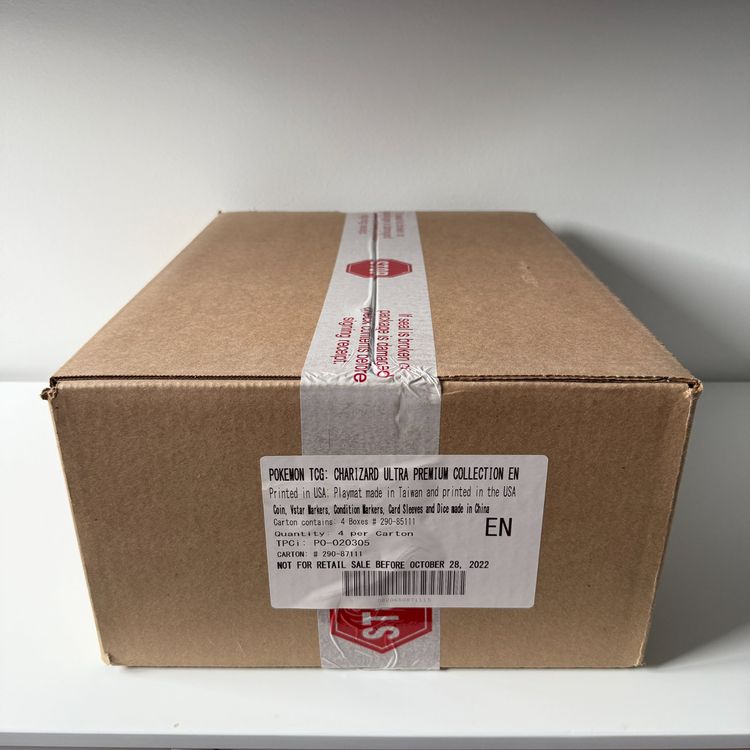 Pokémon Charizard Ultra Premium Collection UPC Sealed Case (Neu und ...