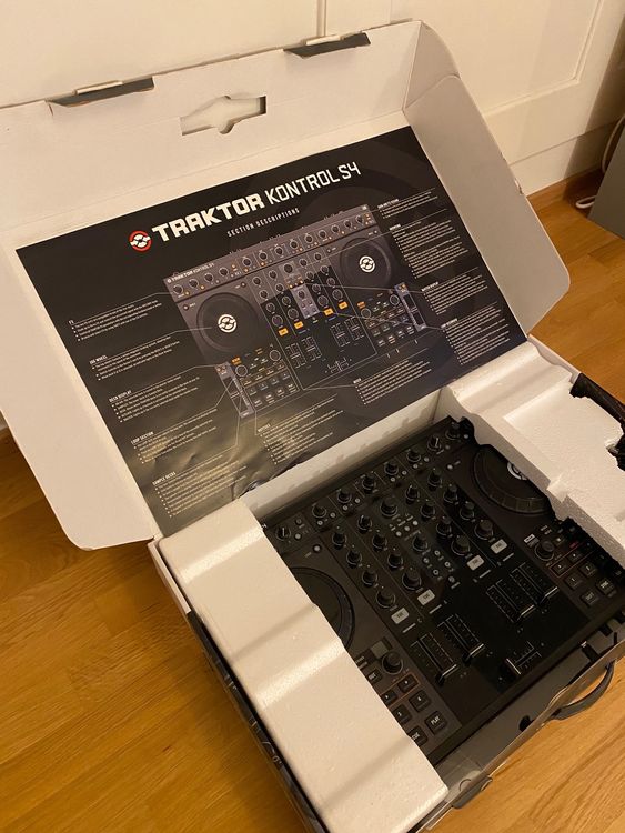 DJ Mischpult/Controller -- Traktor Kontrol S4 | Kaufen auf Ricardo