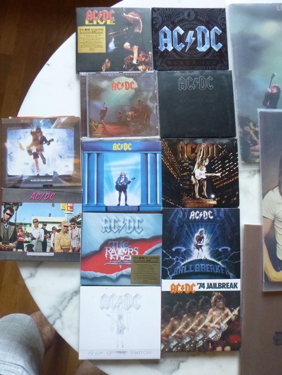 AC/DC-Sammlung CDs und Vinyl (Gebraucht) in Freudwil für CHF 59 – mit ...