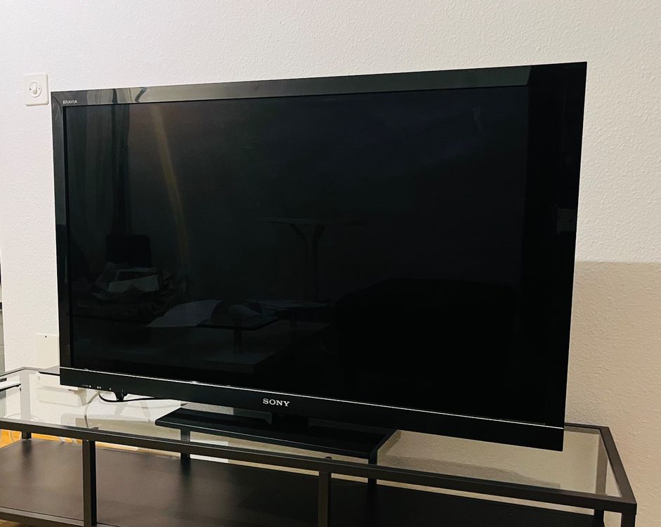 📺 Sony Bravia TV KDL-46HX800 + TV Box + 2 Fernbedienungen (Gebraucht ...