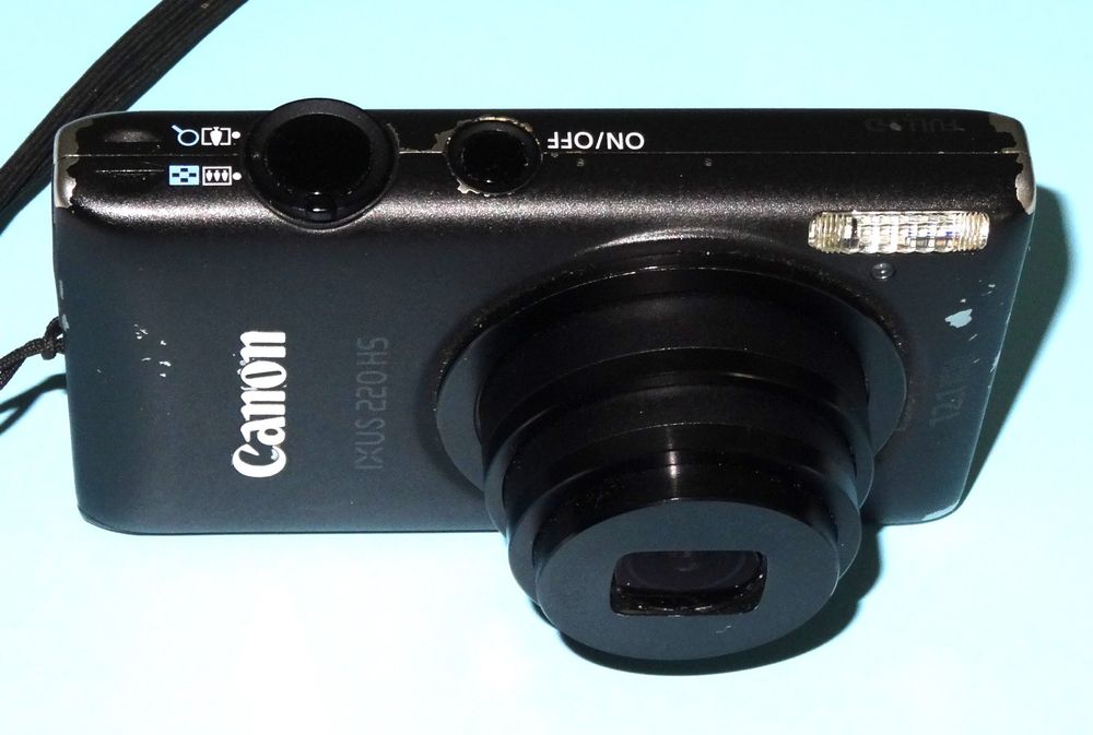 Kompaktkamera Canon IXUS 220 HS (Gebraucht) in Oberdorf NW für CHF 90 – mit Lieferung auf ...