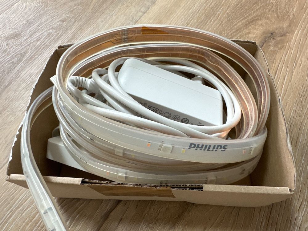Philips Hue Light Strip White & Color Ambiance LED Strip 2m (Gebraucht ...