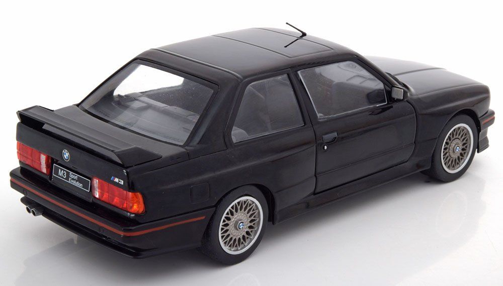 BMW M3 E30 1990 schwarz 1/18 Solido NEUHEIT | Kaufen auf Ricardo