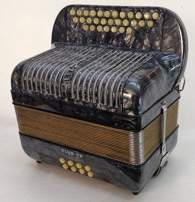 Hohner Akkordeon Club IIB. (Gebraucht) in Tuggen für CHF 80 – nur ...