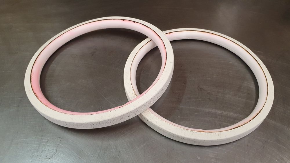 Reifen für Wisa Gloria Dreirad (Gebraucht) in Zell LU für CHF 40 – mit ...