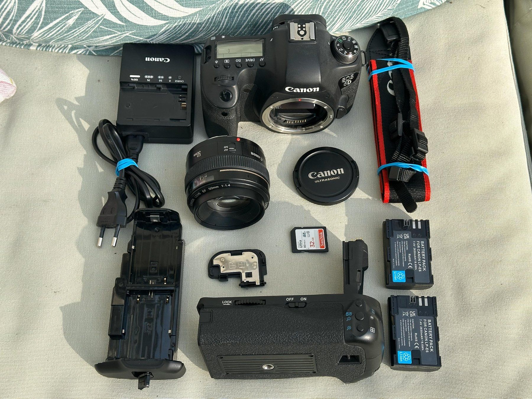 Canon EOS 6D + 50mm f/1.4 + Poignée Pro (D'occasion) à Choulex pour CHF ...