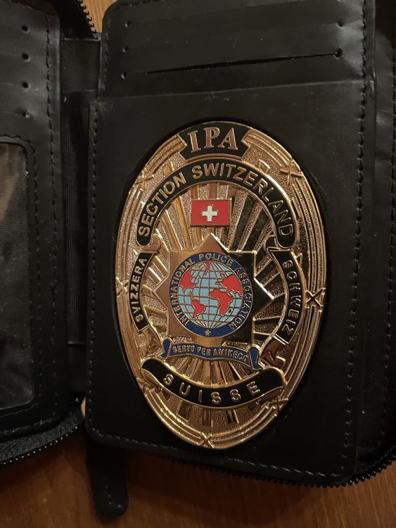 Gürteltasche mit IPA Metal Badge | Acheter sur Ricardo
