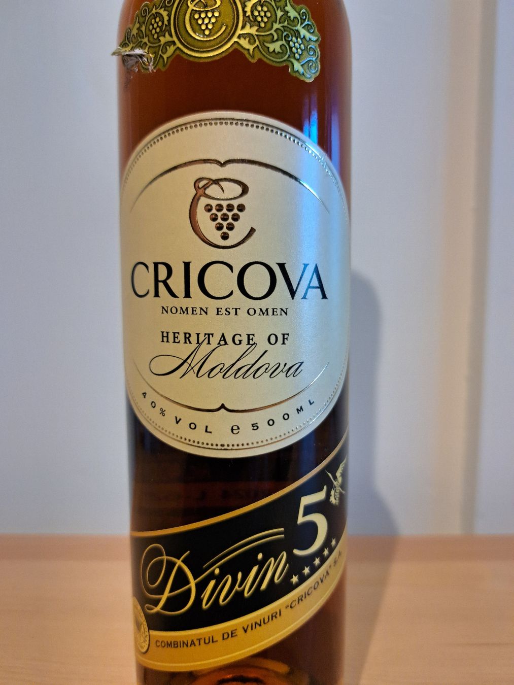 Cricova Divin 5 Jahre, Moldawischer Brandy 0.5l (Neu (gemäss ...