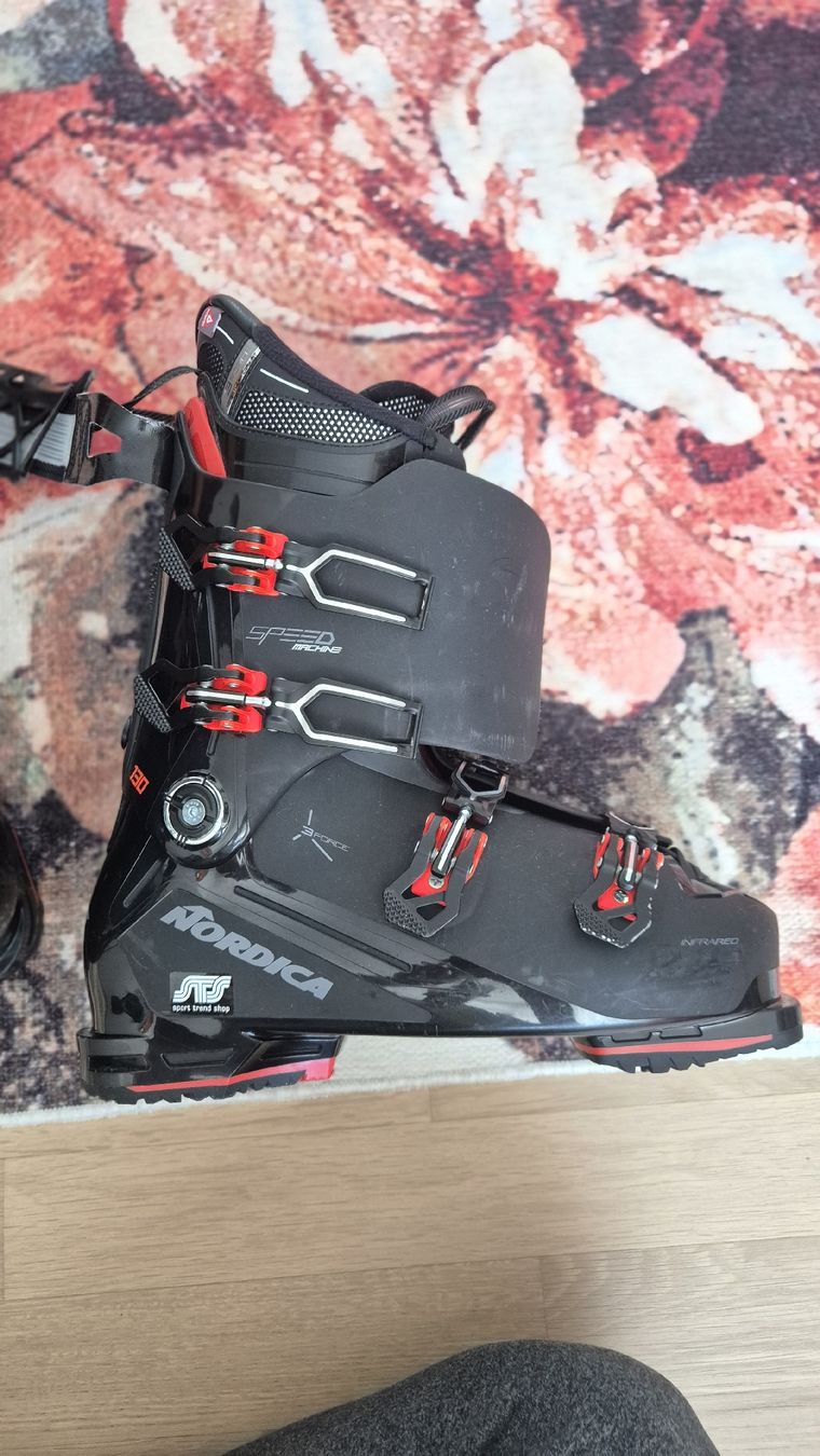 Schischühe Nordica Speedmachine 130, size 30/31 (Neu (gemäss ...