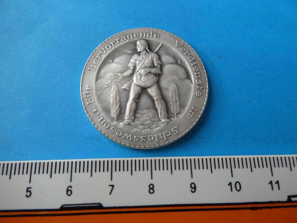 Hervorragende Verdienste im Schiesswesen (Gebraucht) in Hinterforst für ...