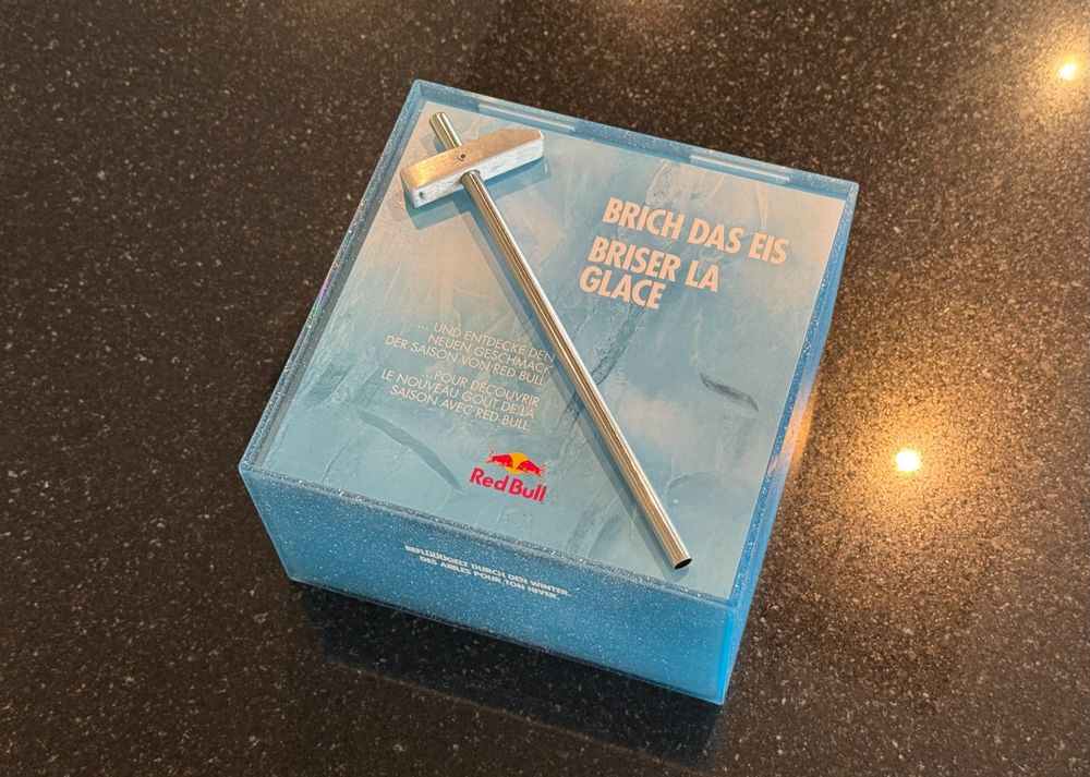 Red Bull LIMITED BOX 2024 - Winter Edition - Iced Gummy Bear (Neu und ...