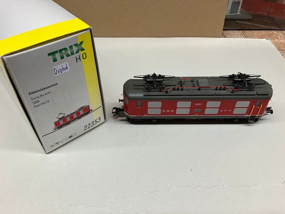 TRIX 22353 SBB Re 4/4 I 10023 Pendelversion rot, H0 GS Dig. (Gebraucht) in Neuendorf für CHF 151 ...