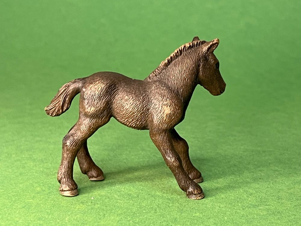 Schleich 13628 - Camargue Fohlen Pferd Germany (Gebraucht) in Ennetbaden für CHF 8 – mit ...