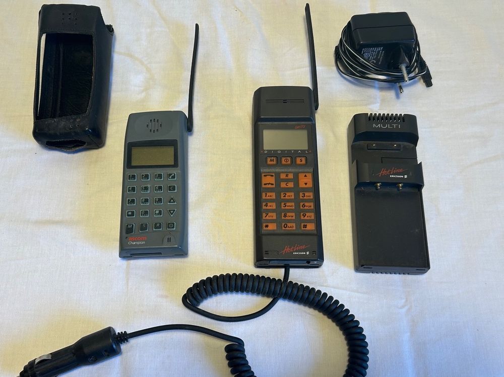 Téléphone Portable Vintage Ericsson Hotline (Gebraucht) in Geneve für ...