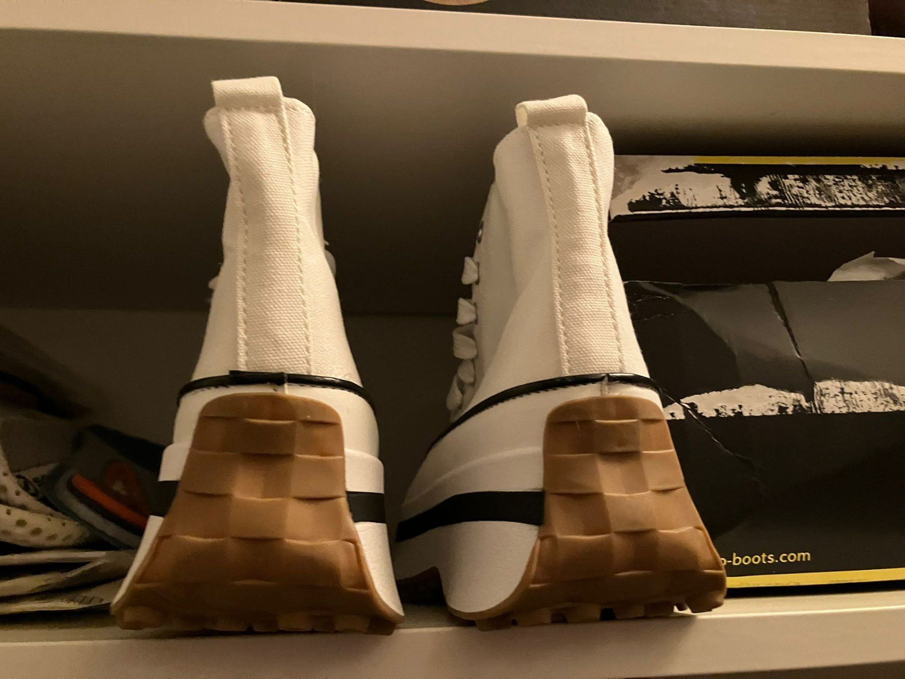 Scarpe alte n.36 (Nuovo (secondo la descrizione)) a Melano per CHF 9 ...