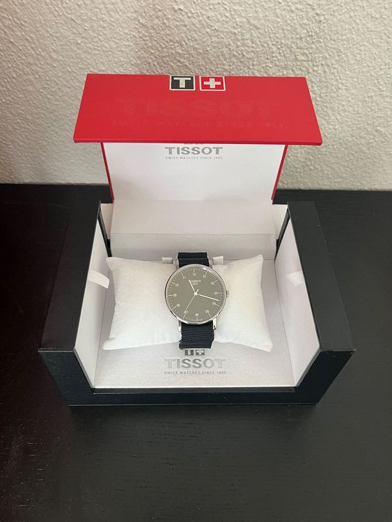 TISSOT EVERYTIME MEDIUM NATO | Kaufen auf Ricardo