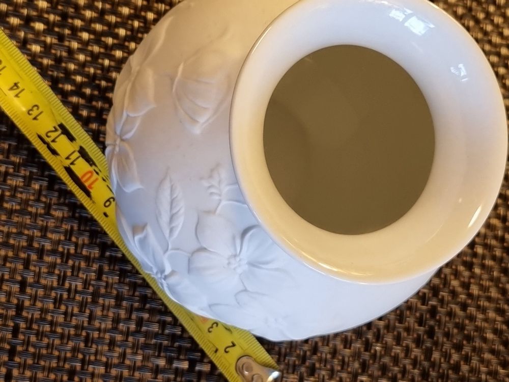 Kaiser Vase M. Frey 0353 – Bisquitporzellan – signiert (Gebraucht) in ...