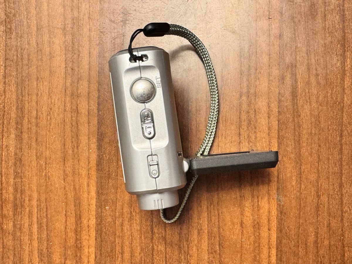 Mustek DV3000 Camcorder - Kompakt und voll funktionstüchtig! (Gebraucht ...