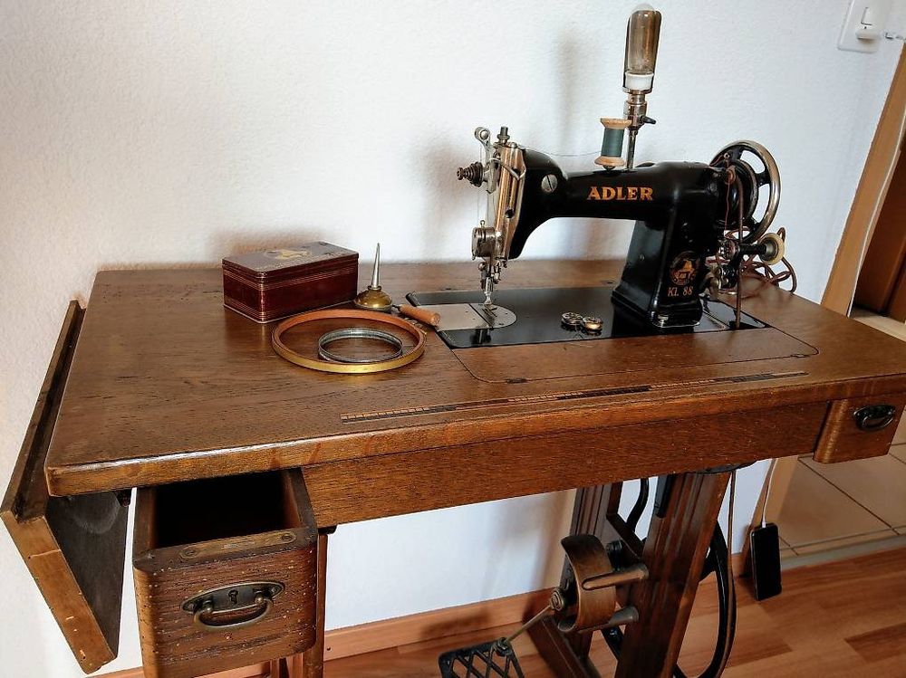 ADLER Nähmaschine Antik (Gebraucht) in Schaffhausen für CHF 169 – nur Abholung auf Ricardo kaufen