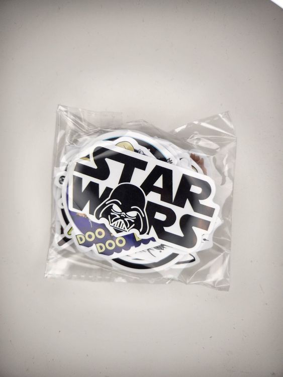 Star Wars Mega Sticker Packet 50 Stk (Neu und originalverpackt) in Tuggen für CHF 9.95 – mit ...