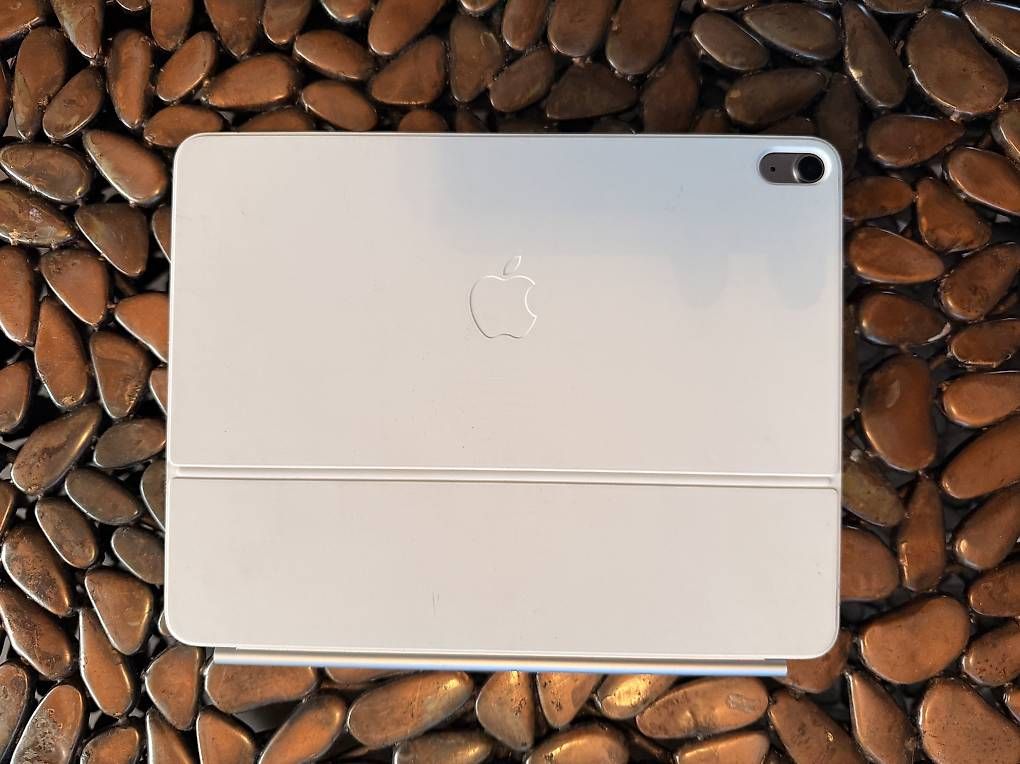 Apple iPad Air 13 (2025)Spacegrey mit Apple Magic Keyboard (Gebraucht ...